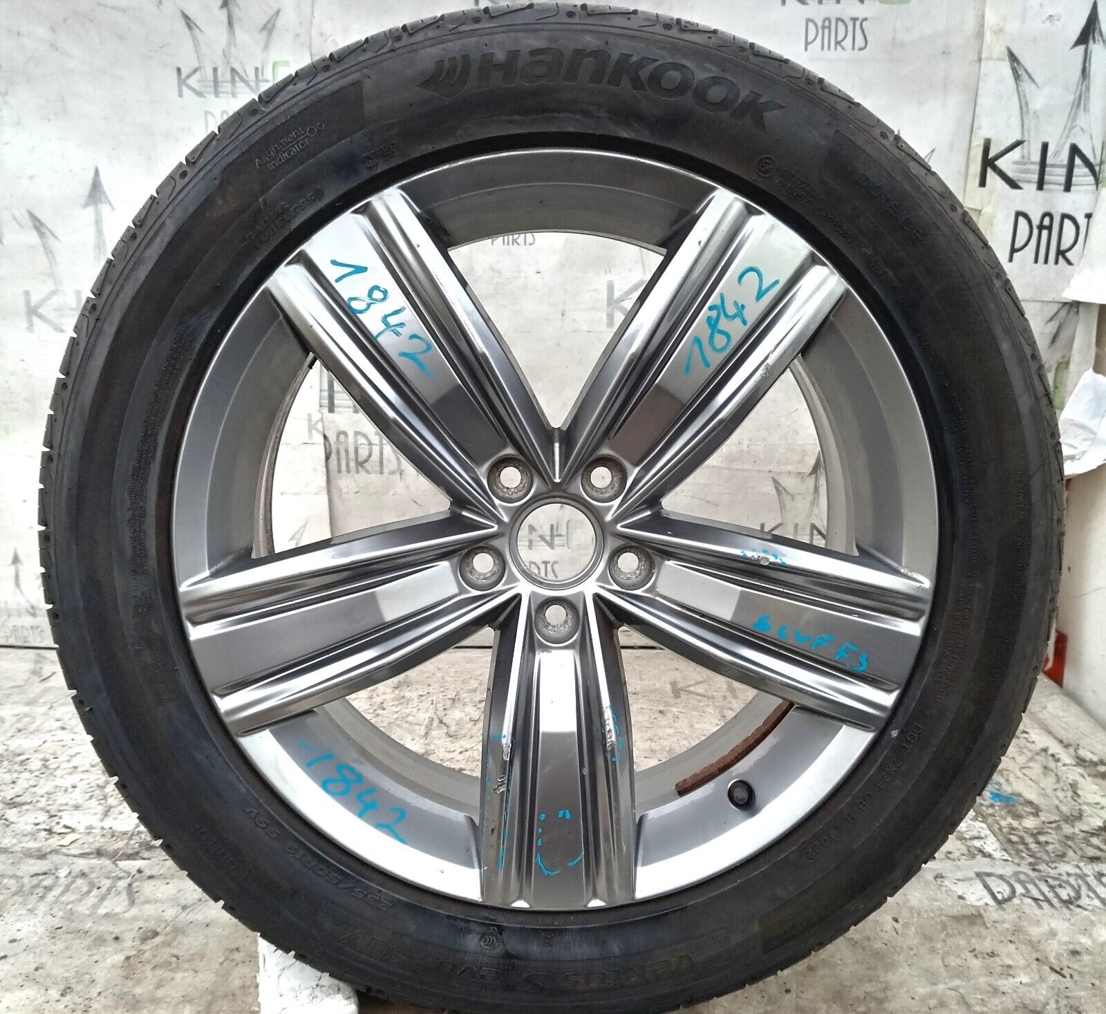 VW TIGUAN MK2 GENUINE ALLOY WHEEL RIM 19" 7Jx19H2 ET43 & TYRE 235x50 R