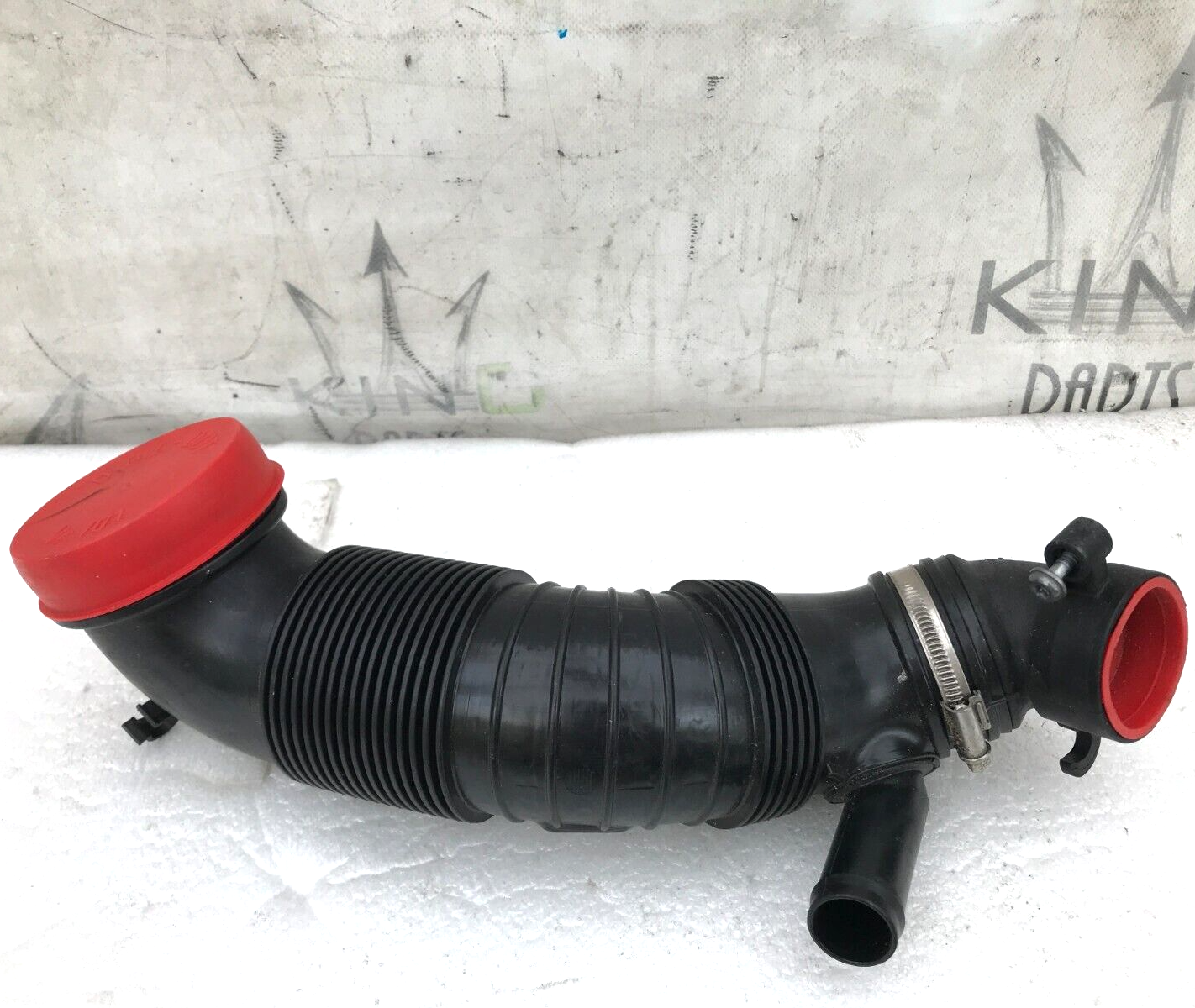 VW TIGUAN 2.0 DIESEL TURBOCHARGER INTAKE AIR HOSE PIPE TURBO 5N0129635