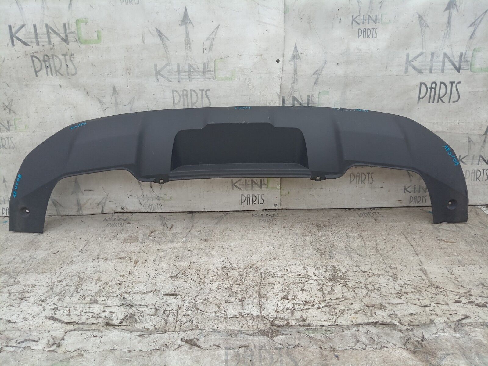 AUDI Q2 FACELIFT 2020-ON GENUINE REAR BUMPER DIFFUSER VALANCE 81A80752