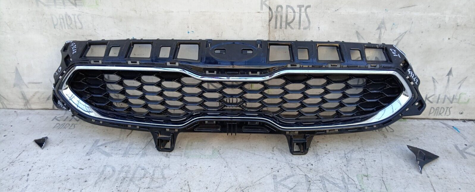 KIA CEED GT LINE 2018-ON FRONT BUMPER GRILL GRILLE GENUINE 86351-J7010