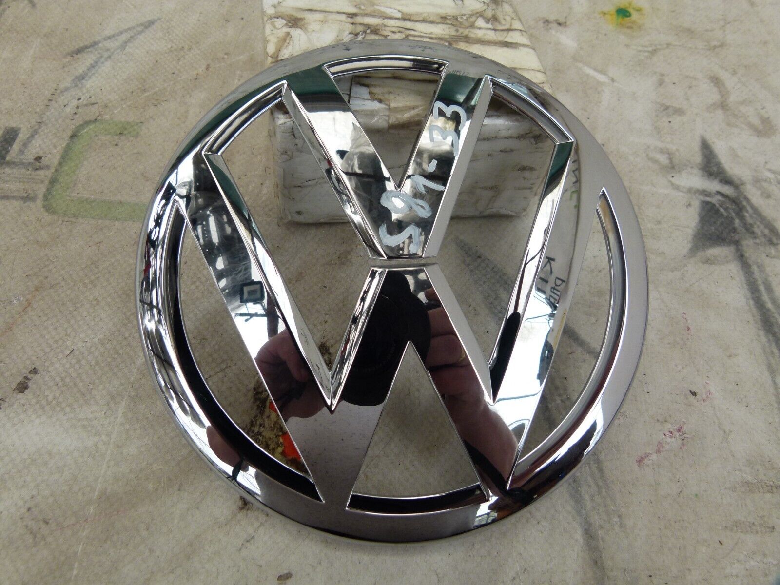 VW GOLF MK7 2012-2016 FRONT EMBLEM LOGO BADGE GENUINE 5G0853601 #S81-3