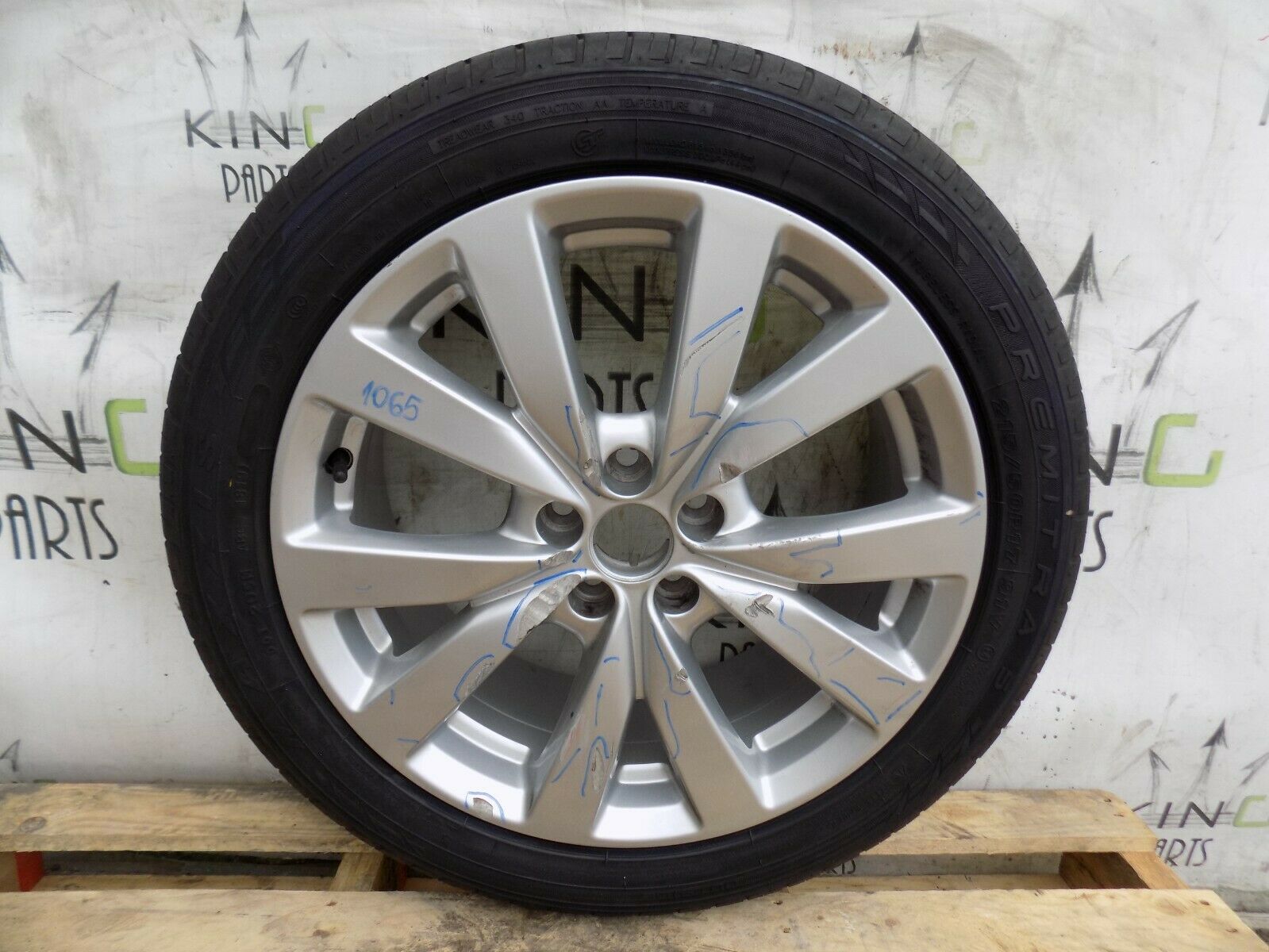 MG ZS EXCITE 17" ALLOY WHEEL + TYRE 215/50 R17 10375626 #1065