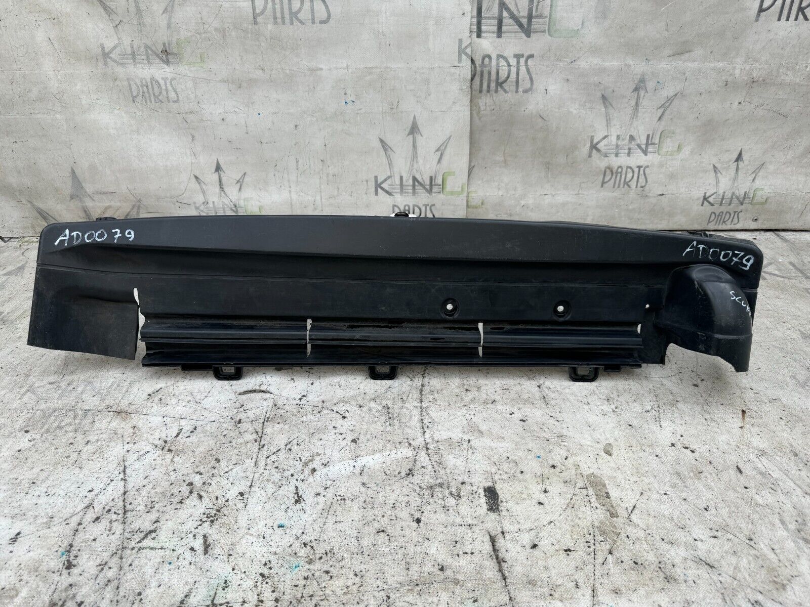VW TRANSPORTER T5 FACELIFT T6 FRONT AIR GUIDE GENUINE 7E0805962B #AD00