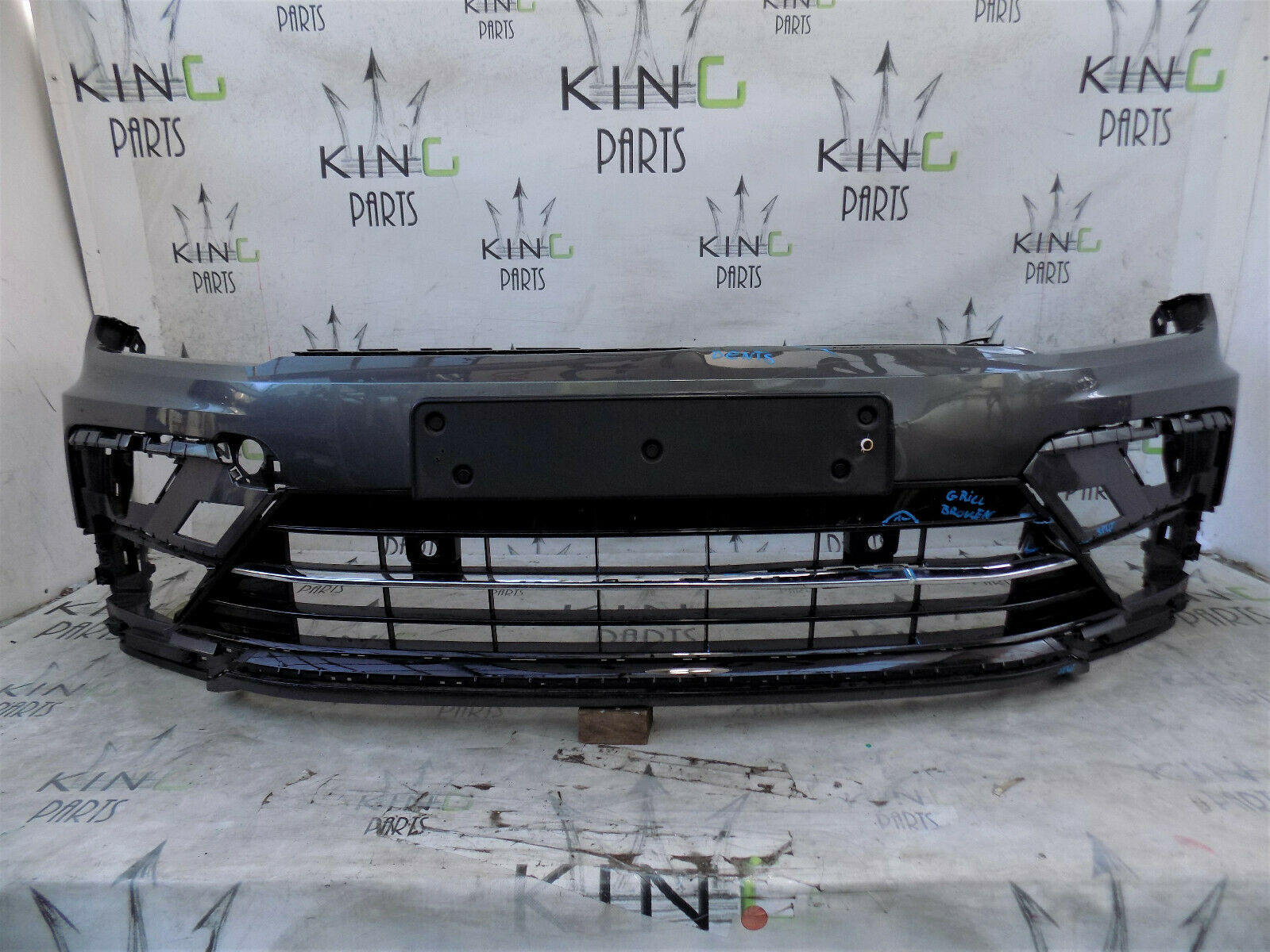 VW TIGUAN ALLSPACE R-LINE 2019-2021 FRONT BUMPER GENUINE PDC 5NA807221