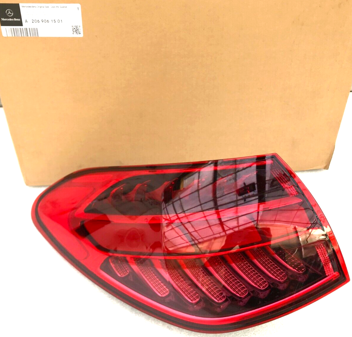 MERCEDES W206 ESTATE 2021-ON *8 PIN REAR FENDER LIGHT LEFT SIDE A20690