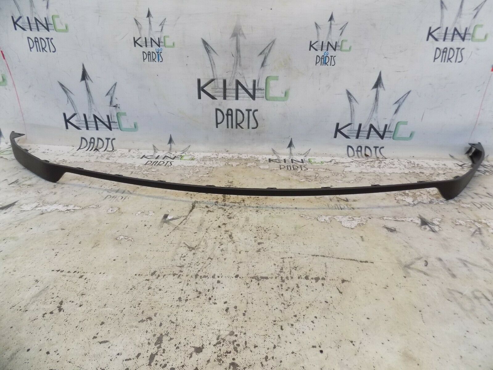 HYUNDAI KONA 2017-ON FRONT BUMPER BOTTOM LIP SPOILER TRIM 86567-K4000