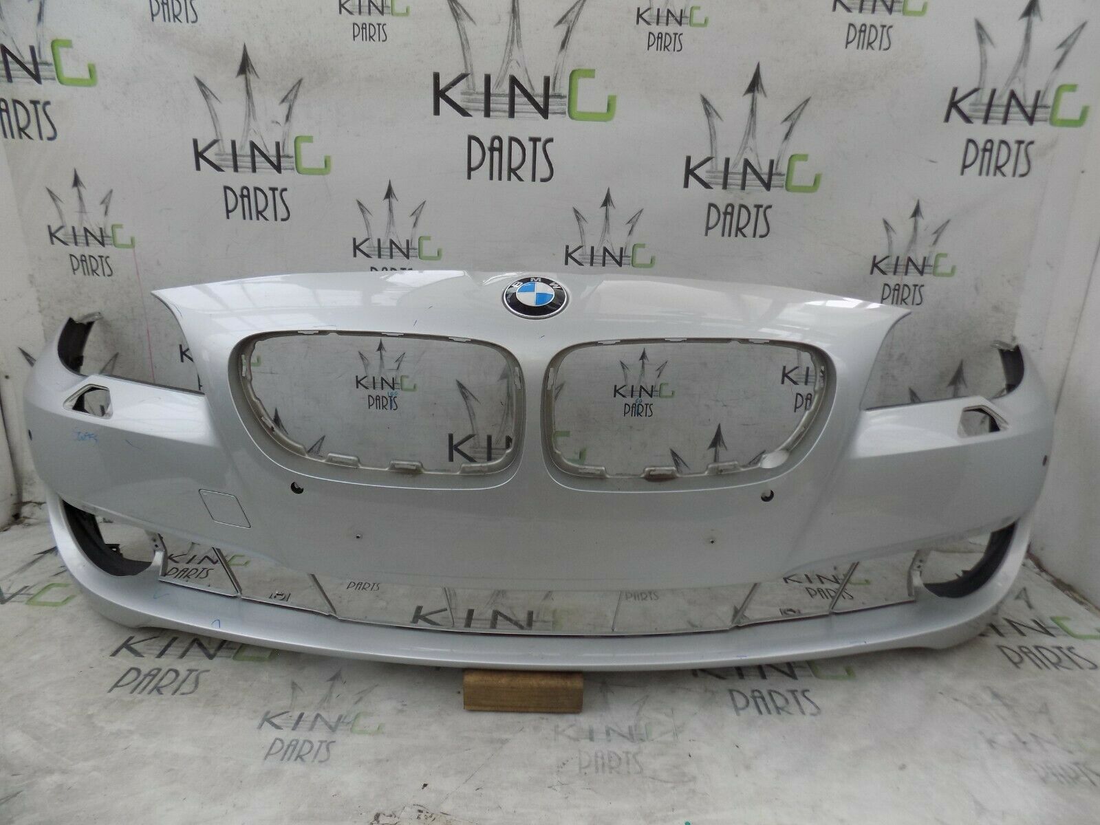 BMW 5 SERIES 2014-2018 GENUINE F10 F11 FRONT BUMPER 51117200721 #A1610