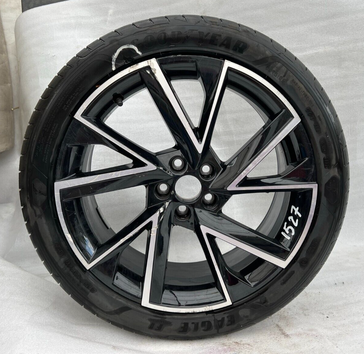 SKODA KAMIQ 18" ALLOY WHEEL RIM 7J ET39 657601025A #1527