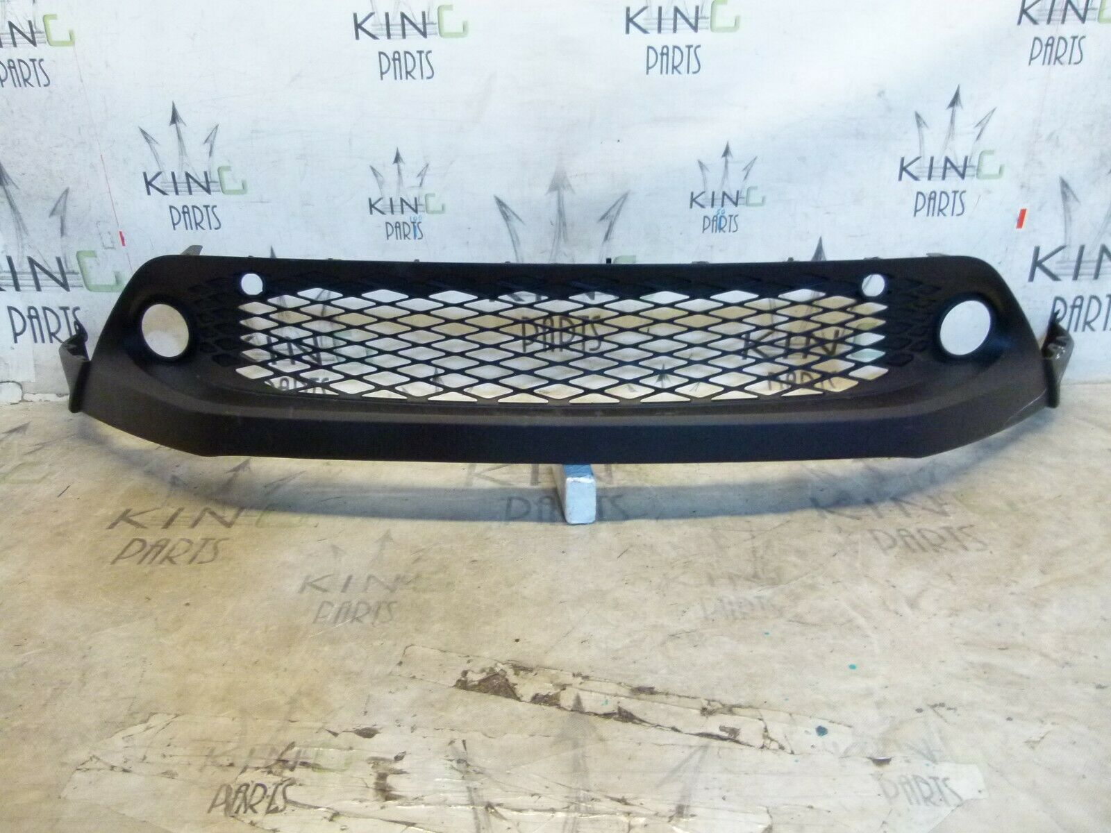 TOYOTA C-HR CHR 2016-2018 GENUINE LOWER FRONT BUMPER PDC 52129-F4010