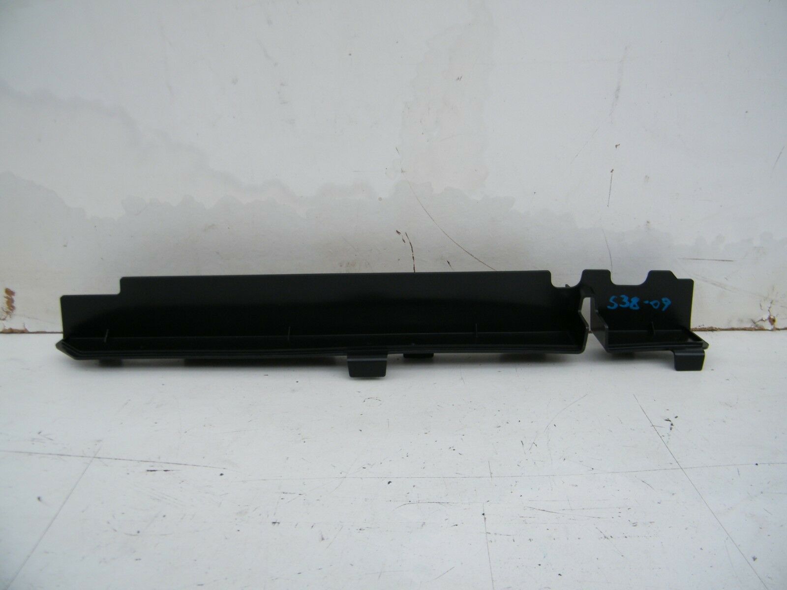 RENAULT CAPTUR 2013-2017 FRONT BUMPER BRACKET MOUNTING 628206184R (S38