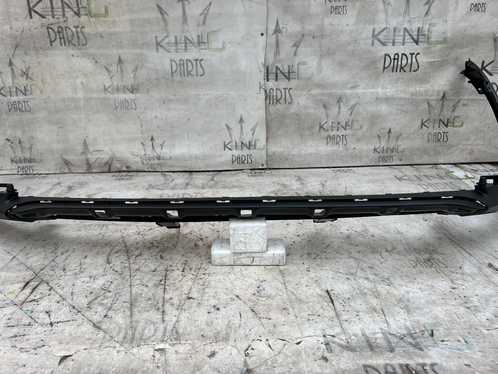 KIA SPORTAGE MK4 2016-2018 FRONT BUMPER LOWER SECTION TRIM 86512-F1000