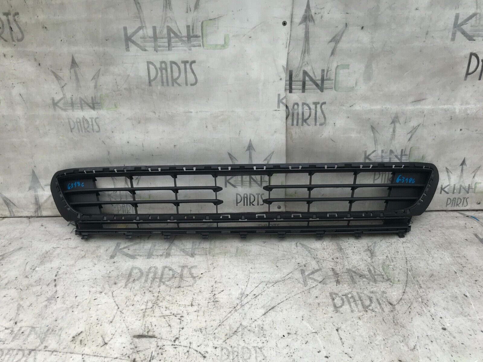 VW GOLF MK7 2013-2017 FRONT BUMPER LOWER GRILLE GENUINE 5G0853677 #G31
