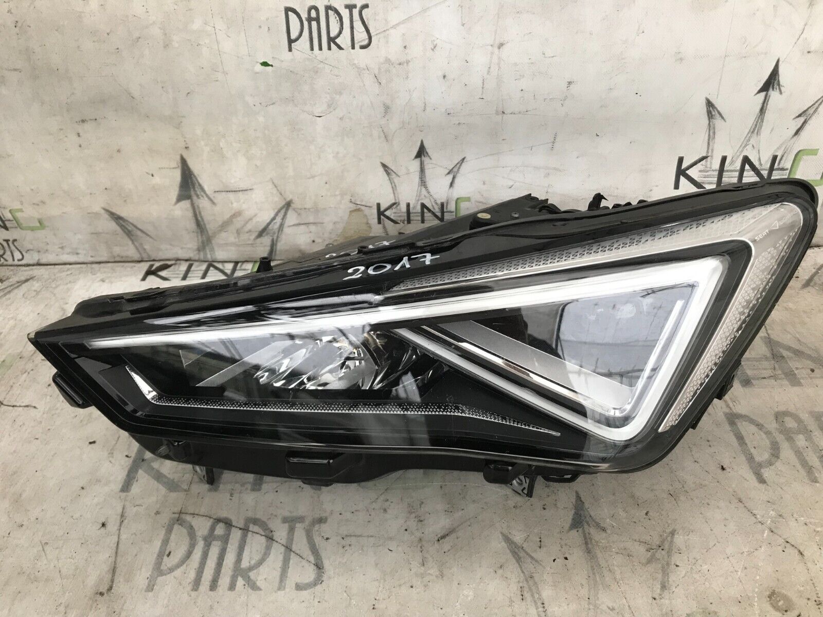 SEAT TARRACO 2018-ON GENUINE FULL LED LEFT SIDE HEADLIGHT & ECU 5FK941