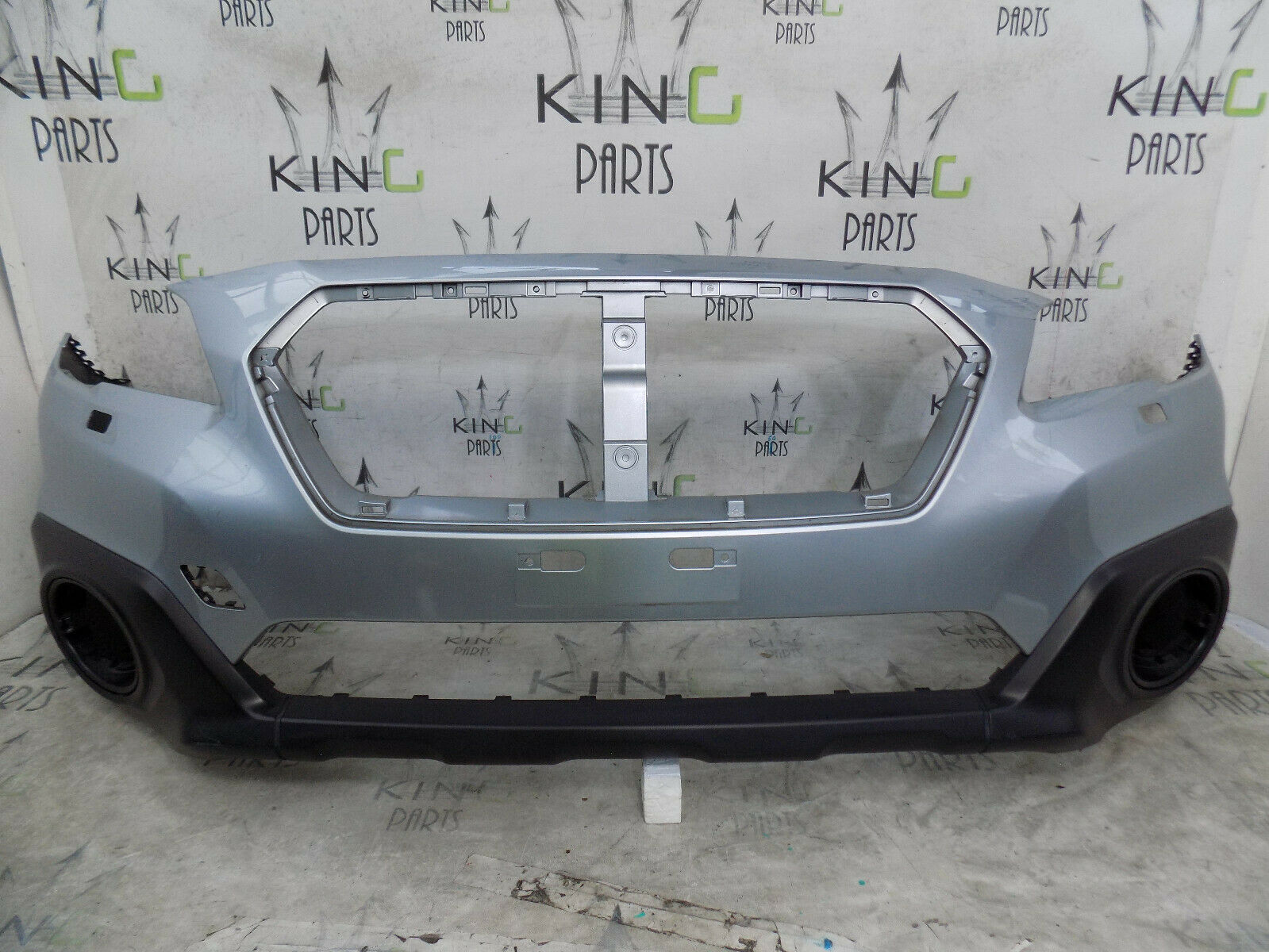 SUBARU OUTBACK MK5 BS 2015-2019 GENUINE FRONT BUMPER JET WASHER HOLES