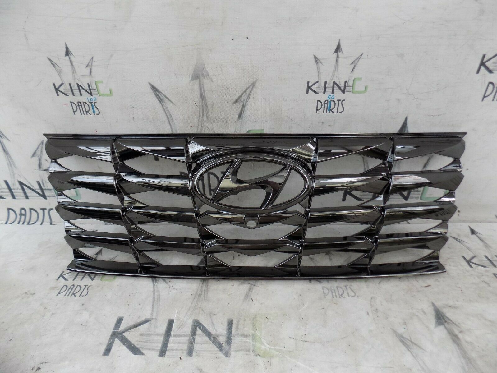 HYUNDAI TUCSON NX4 2020-ON GENUINE FRONT GRILL CAMERA HOLE 86351-N7100