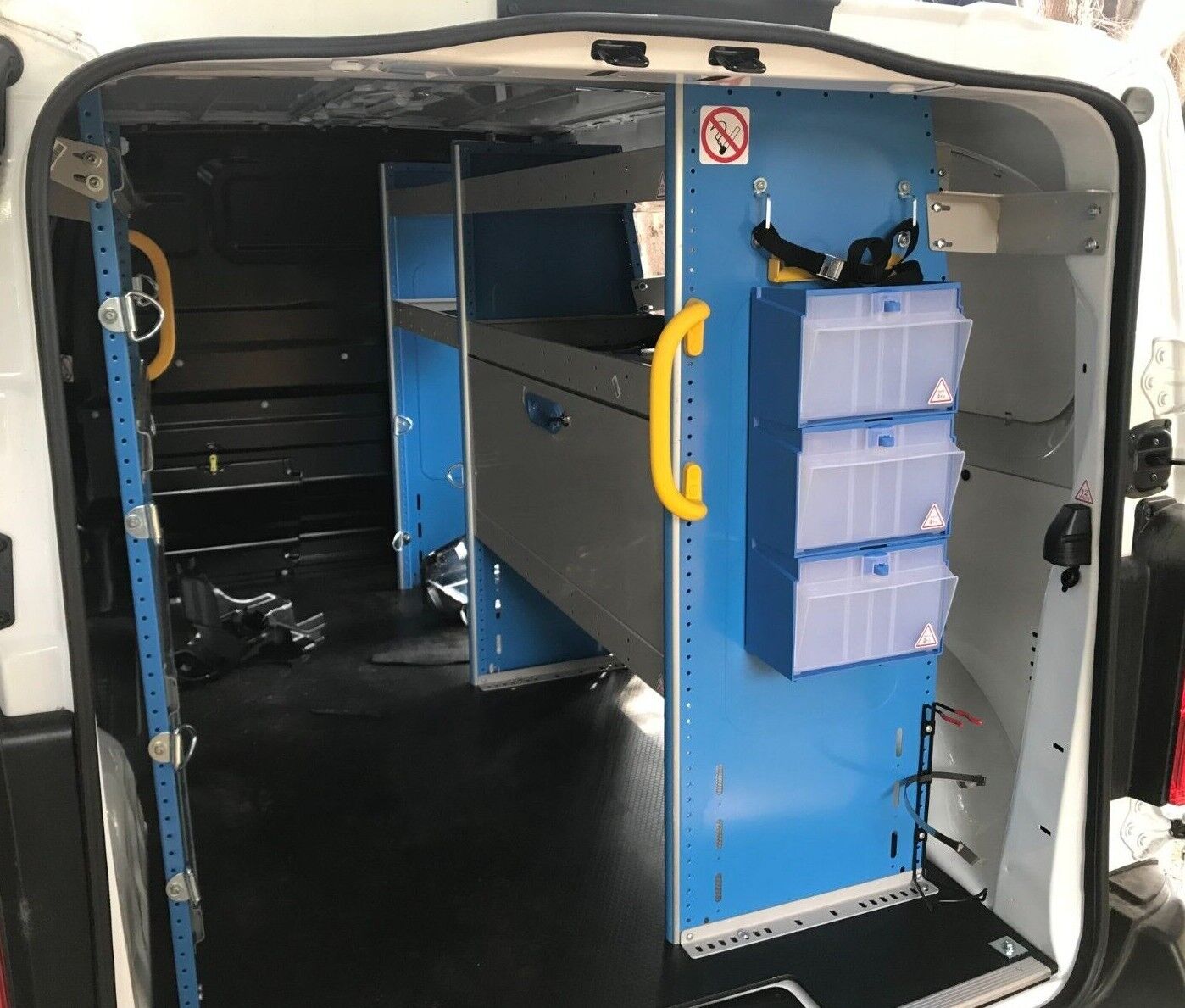 BRI-STOR VAN RACKING REAR SHELVING STORAGE TOOLS BOX.RACK REAR SYSTEM