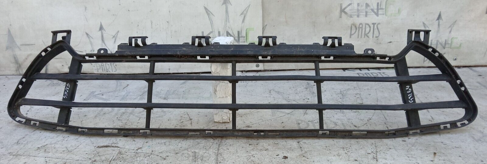 BMW X1 F48 LCI 2019-ON FRONT BUMPER LOWER GRILL 51117954220 #G3264