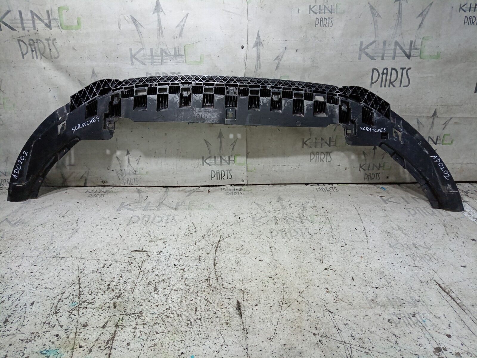 AUDI A3 8V 2012-2016 FRONT BUMPER UNDERTRAY COVER SUPPORT 8v5807233A