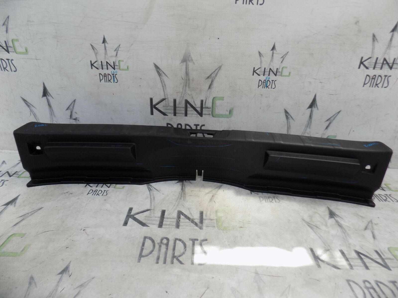 NISSAN QASHQAI J11 2013-2020 REAR TRUNK LOCK TRIM 849924EA0A #R0042